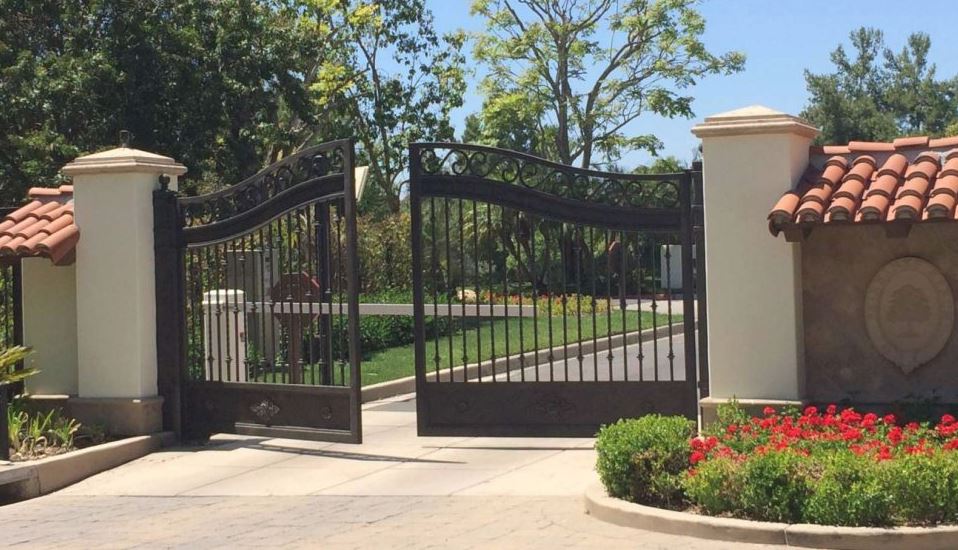 Jabel Al Maliha Steel Workshop – UAE Gates Drawings | Gates ...